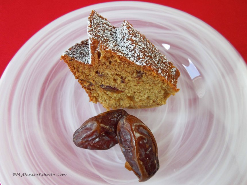 Taatelikakku – Finnish Christmas Date Cake | My Danish Kitchen